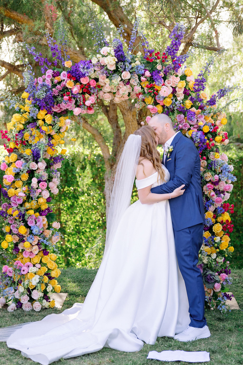 Hummingbird Nest Ranch Wedding - Elizabeth Burgi